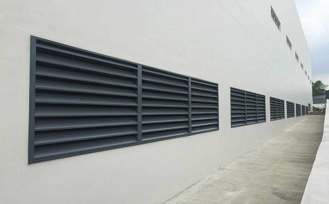 fixed louvered window